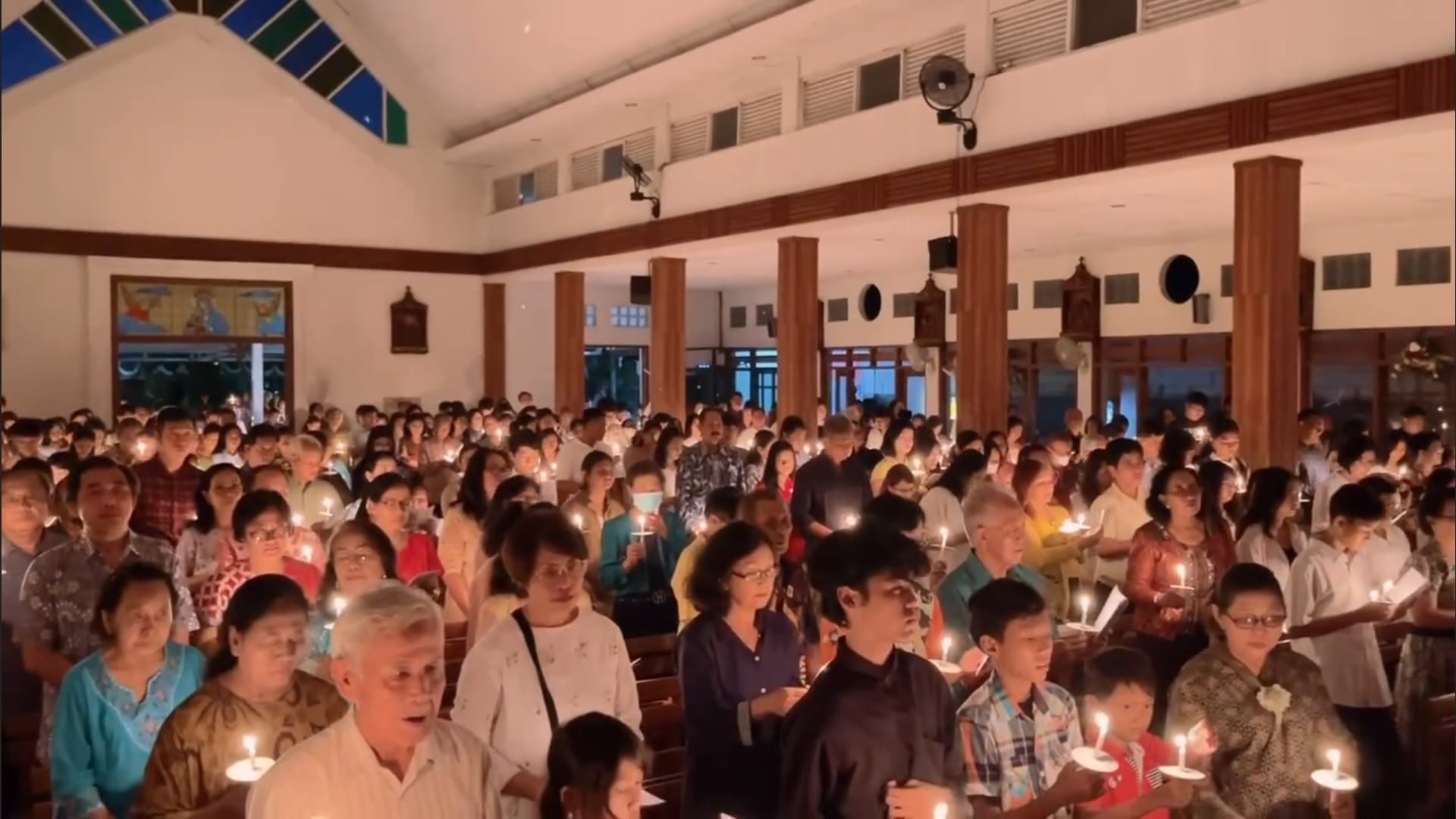 Malam Penuh Cahaya di Stasi Maguwo - Gereja Maria Bunda Allah - Stasi ...
